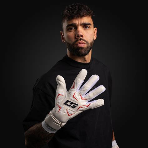 David Raya Goalkeeper Gloves One Glove Og1 Type R Total Football Direct