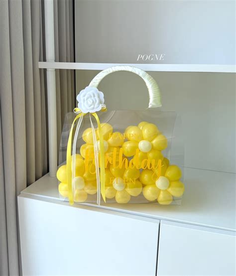 광주풍선•포그네벌룬•생일풍선•어버이날풍선•웨딩풍선•프로포즈•돌잔치풍선•용돈풍선•환갑풍선 세상에 단 하나뿐인 가장 특별한 선물💛 사랑스러운 옐로우 톤의 꽃풍선 가방 너무