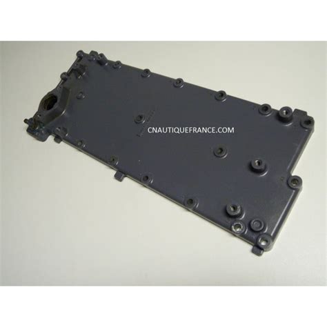 150 200 HP OUTER EXHAUST COVER YAMAHA HPDI 68F