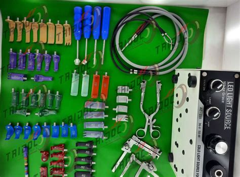 Phantom Cs Lighted Retractor System Set Spine Instruments Set Taidoc International