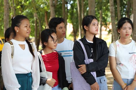 មជ្ឈមណ្ឌលឯកសារខេត្តកំពង់ចាមរៀបចំវេទិកាថ្នាក់រៀនស្ដីពី ការជម្លៀសប្រជាជនដោយបង្ខំ