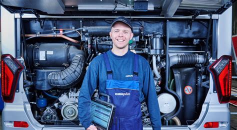 Daimler Truck Starte Deine Karriere Bei Daimler Truck