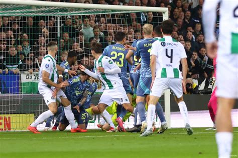 Ajax Ook Hot Topic Bij Buitenlandse Media Ajax En Henderson