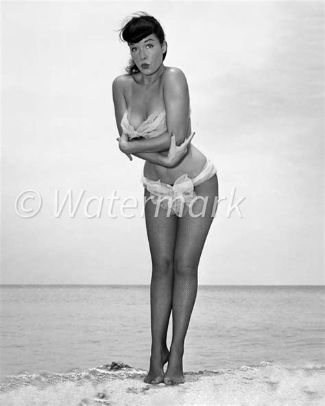 Vintage 1950s Pin Up Actress Model Bettie Page 8x10 Publicity Photo