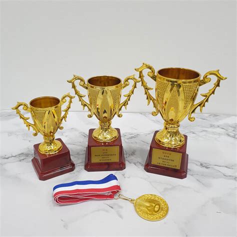 무료인쇄 미니 트로피 대회우승 상패 행사 무료인쇄제작 어린이트로피 태권도 축구 스포츠 음악트로피 갓피플몰