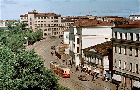Beautiful Color Photographs Of Russia In The 1950s ~ Vintage Everyday