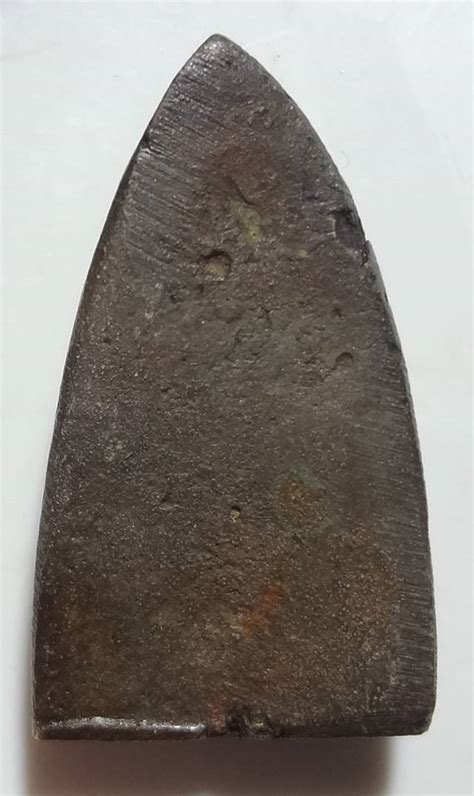 หลวงปู่ทวดเตารีดไม่ทราบออกวัดไหนครับ พระเครื่อง พระแท้ Webpra เว็บ พระ คอม