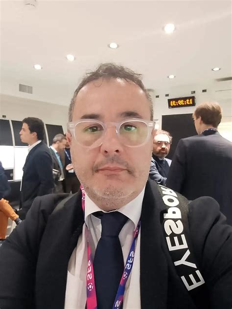 Umberto De Stefano Resp Marketing Us Catanzaro In Un Mondo Pieno