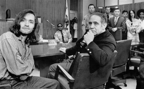 Como Vincent Bugliosi Levou Manson E Seus Seguidores à Justiça