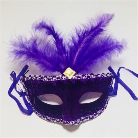 Новорічна іграшка на ялинку Новорічні іграшки оптом