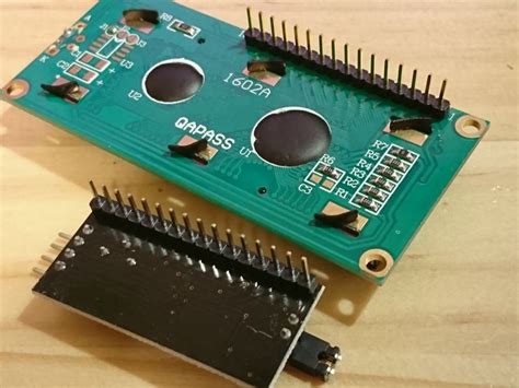 パパ色々 Esp32でlcd 1602 モジュールをi2cなしで接続することになった