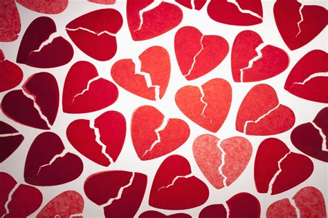 7 Hidden Signs Youre In The Wrong Relationship Thrive Global