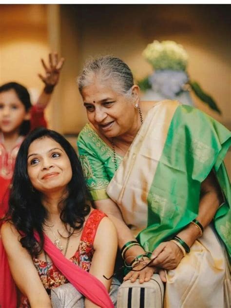 10 Sudha Murthy Quotes On Life