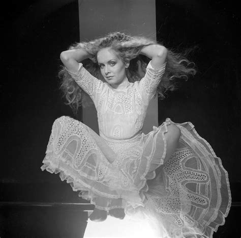 Twiggy I S Feet I Piedi Di Twiggy I Page Celebrities Feet