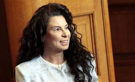 Бившият зам министър Султанка Петрова Да си купим хляб и кисело мляко