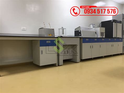 Thi công nội thất phòng lab QC nhà máy sản xuất sữa và đồ uống từ sữa
