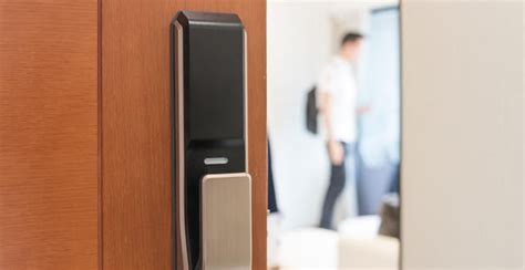 智能锁自动开门 小米回应：门虚掩才可能出现 意外自动开门”腾讯新闻