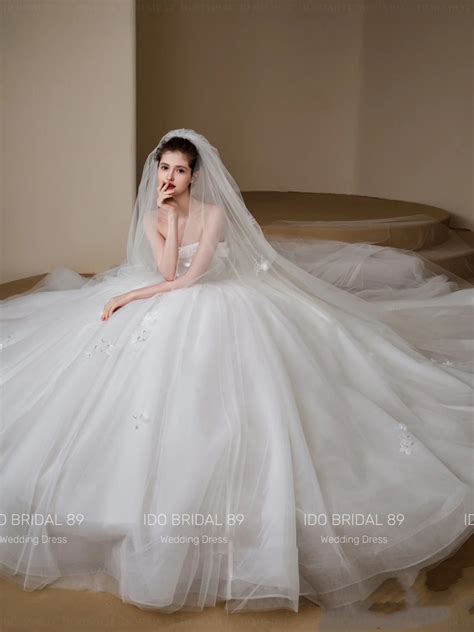 CNS2 VÁY CƯỚI CUP NGỰC HOA S2 Váy cưới CNS2 VÁY CƯỚI CUP NGỰC HOA S2 Váy cưới