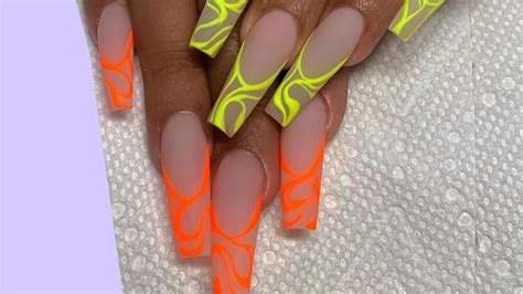 What Manicure Style Is Right For You Gel Shellac Or Acrylics Glamour Uk