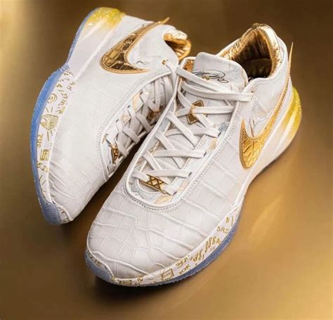 Nike отметили рекорд Леброна Джеймса памятными кроссовками LeBron 20