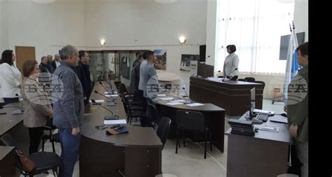 Общински съветници в Приморско гласуваха пари за лечение на двама местни жители Утро