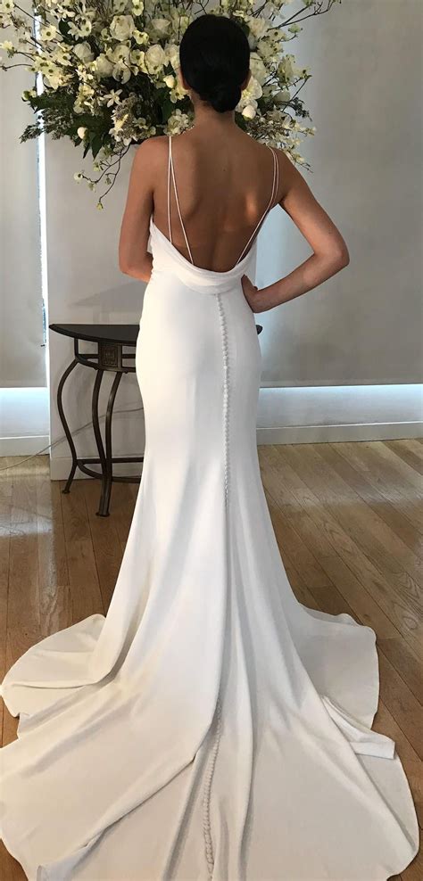 Fitted Simple Plain White Wedding Dress