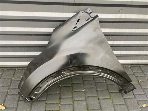 638133373R Renault (RVI) расширитель (накладка арки переднего крыла левый)