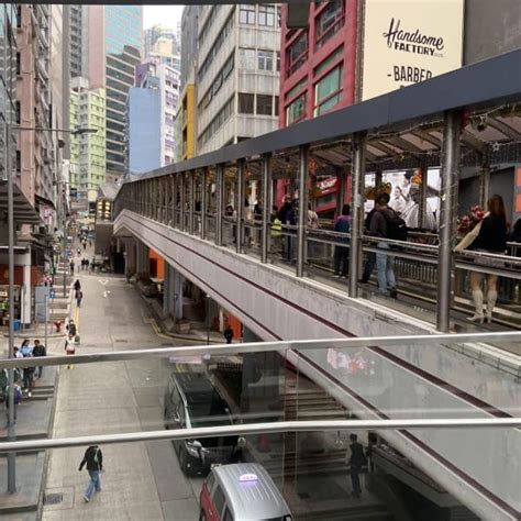 홍콩 여행 가볼만한 곳 중경삼림 속 미드레벨 에스컬레이터