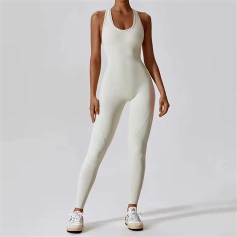 Macacão Fitness Modelo Workout Bege Gg 70 80kg Workout Clothes Yoga Wear Jumpsuit