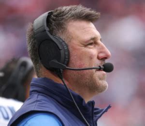 Mike Vrabel Tennessee Titans Coach Age Height Biowiki Career And