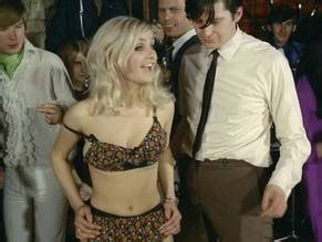 DONNA READING Nude AZNude