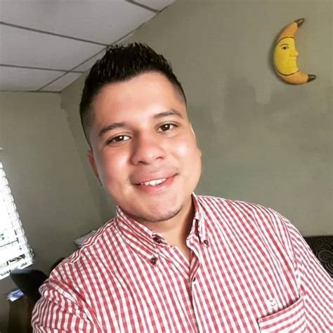 Romeo Clará (@romeoclarafm) • Threads, Say more
