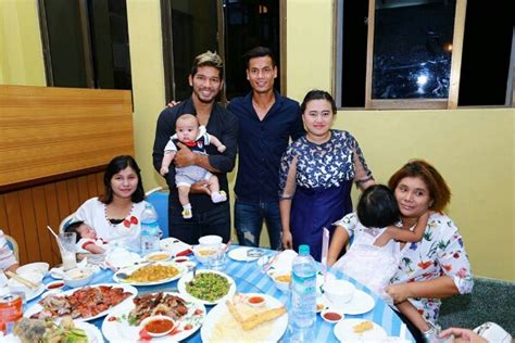 မြန်‌မာ့လက်‌‌ရွေးစင်‌‌ဘောလုံးသမား‌တွေစုံစုံညီညီတက်‌‌ရောက်‌ခဲ့ကြတဲ့ ‌ဇော