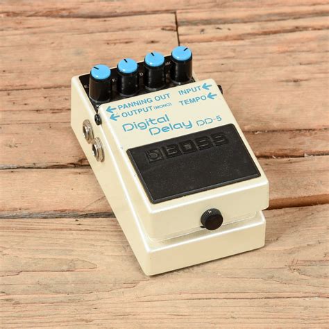 Boss DD-5 – Chicago Music Exchange