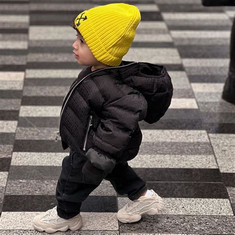 عکس جدید و بامزه پسر مهراد جم وایرال شد