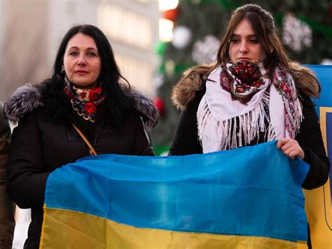Ukraines First Lady Women Are Bearing The Brunt Of The War Mingooland