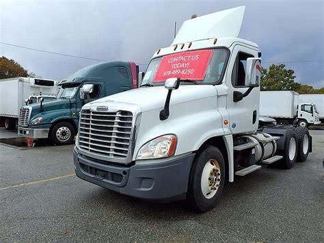 2014 Freightliner Cascadia Semi Trucks For Sale 1000 Available