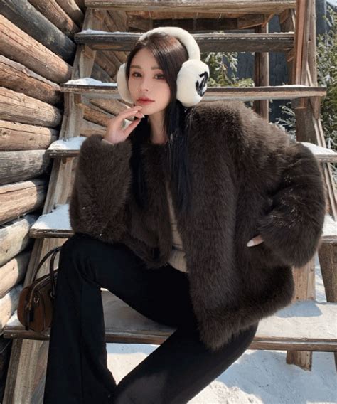 데이달링 퍼 자켓 에코퍼 노카라 보들보들 고급스러운 모피 털 퍼재킷 연말 모임룩 풍성 볼륨 밍크 루즈핏 세미정장 도톰 따뜻 겨울
