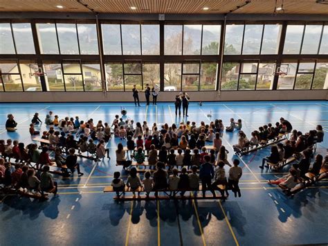 A Pleins Tubes Ecole Des Deux Rives