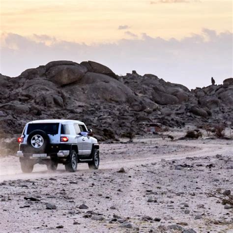 Moon Valley Hiking Tour From Jeddah My Saudi Tours