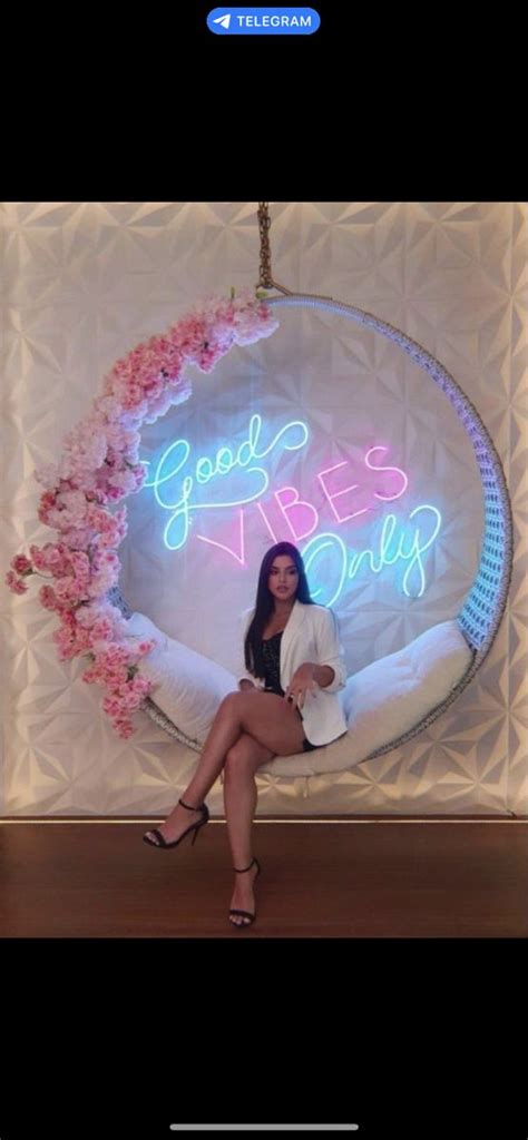 Pin By Carolina Dickson On Decoracion Selfie Wall Wall Save