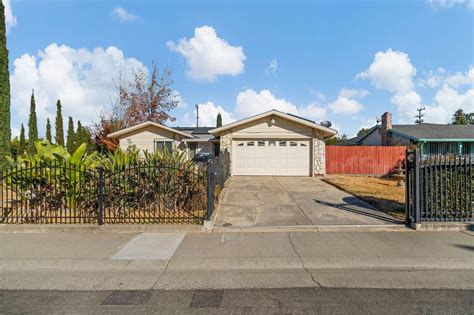 8251 Southfields Cir Sacramento Ca 95828 Redfin