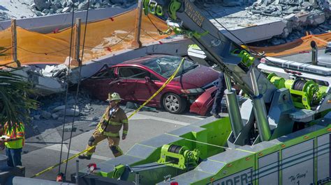 Las Imágenes Del Colapso Del Puente Peatonal En Miami Infobae