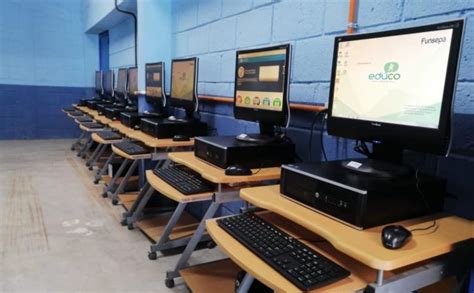 Por Muchos Años Anhelamos Un Laboratorio De Computación Para Nuestros