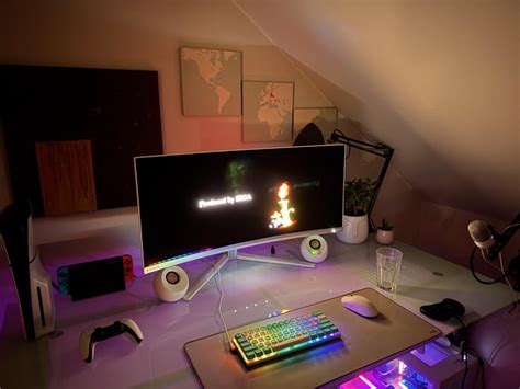 It Might Be Useless But The Ultrawide Sure Is Pretty 9GAG
