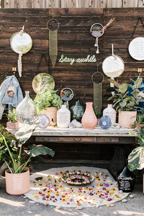 Table Seating Arrangement Ideas