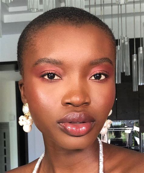 32 Vintage Inspired Makeup Looks That Are Officially Back In Style