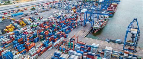 Importer Of Record Vs Consignee Meanings And Definitions Usa Customs