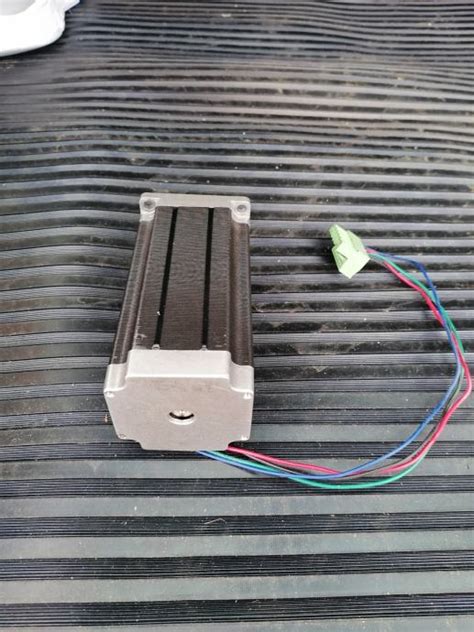 Prodam Koracni Motor Nema 23 3nm