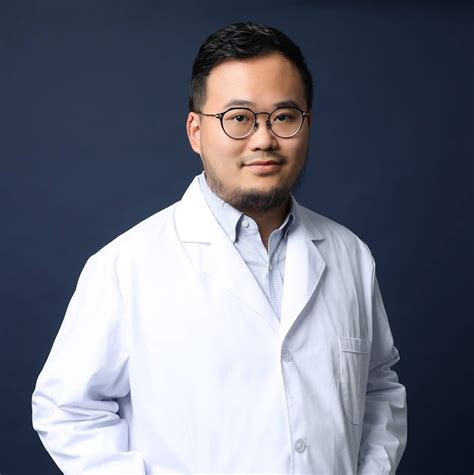 蘇子昊醫師 Dr Ernest So